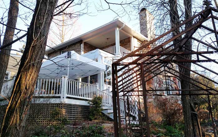 Love Is in the Air Here – Rockhaven B&B